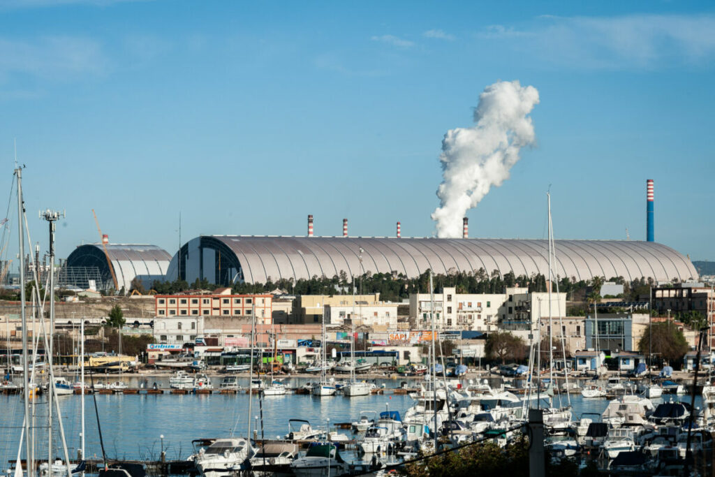 Ex Ilva, l'offerta da 1 euro di Flacks e quella di Bedrock sul tavolo ...